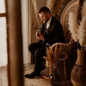 Colt Wiseman Smooth Jazz Chillpop Guitariste