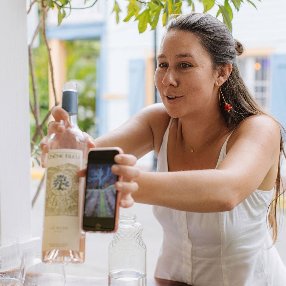 ViV Wine Bistro