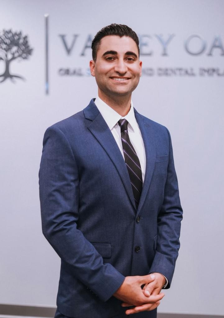 ABOUT - Valley Oak Oral Surgery - Oral Surgeon Fresno