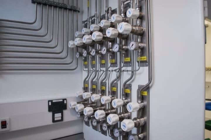 We are a specialist laboratory services contractor, we design, install ...