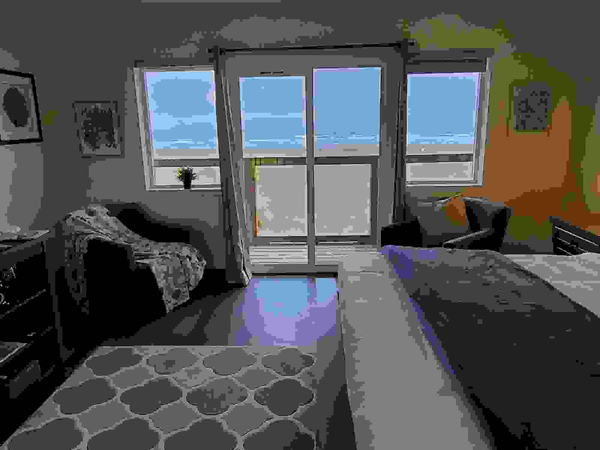 Rooms & Suites - Moonstone Beach Motel