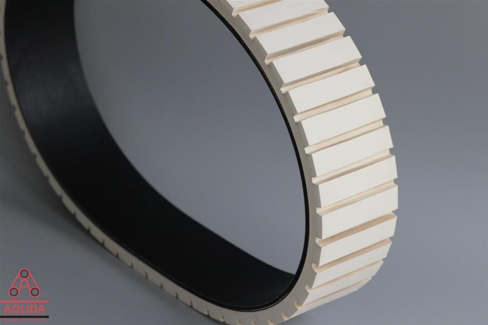 Extrusion Belting Manufacturers of Puller Belts Haul-Off Belts Hauler Belts