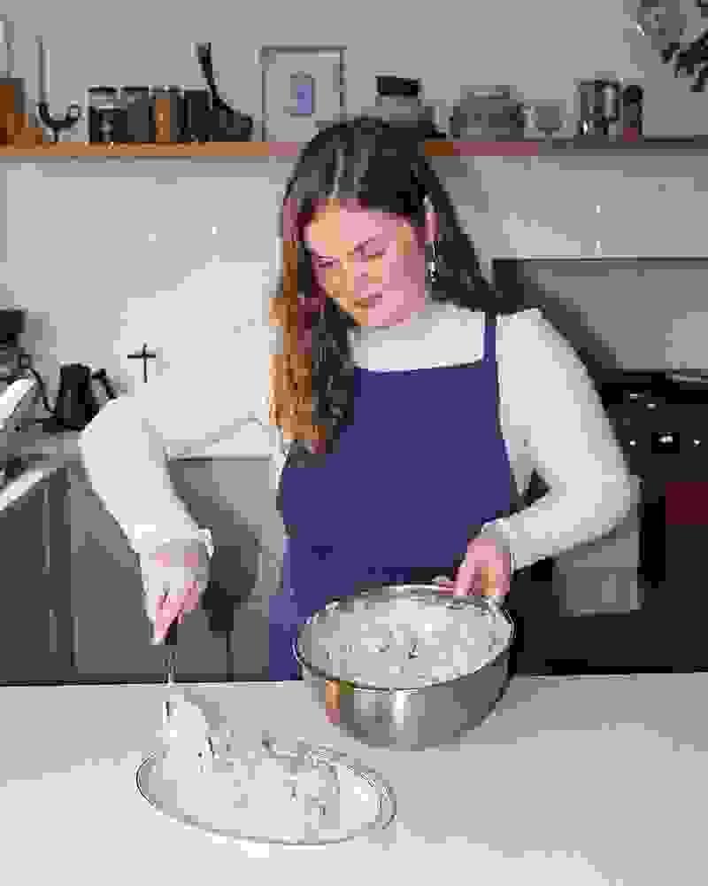 The Power of Blue Aprons: Who Wears Them and How to Cho...