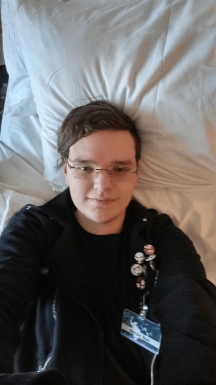 Gay Twink Butt Selfie