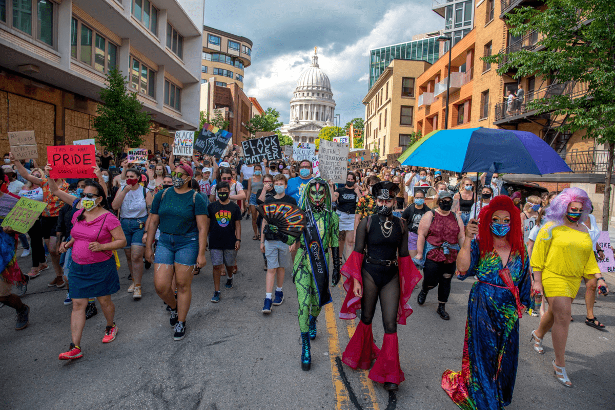 Columbus gay pride parade 2021