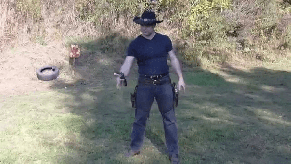 Gun spinning fallout new vegas