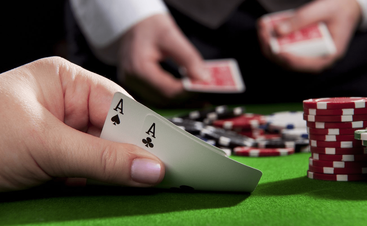 Playable starting hands texas holdem