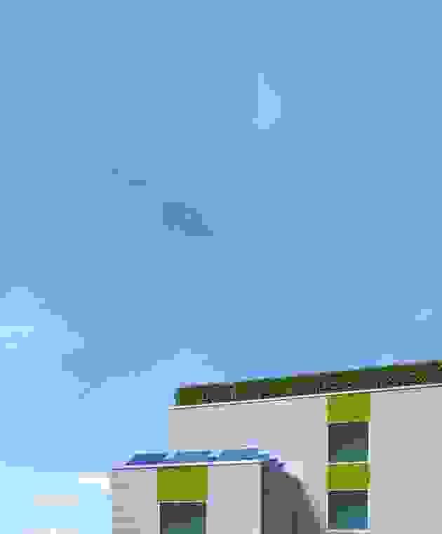 Flashspun Hypak™ With Breather Membranes