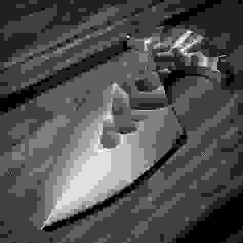 How to Use Daggers for Self-Defense?