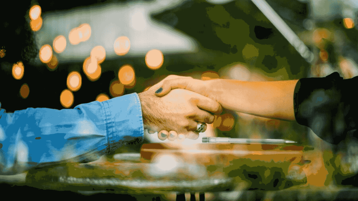 Improve Team Performance with Communication and Trust-B...