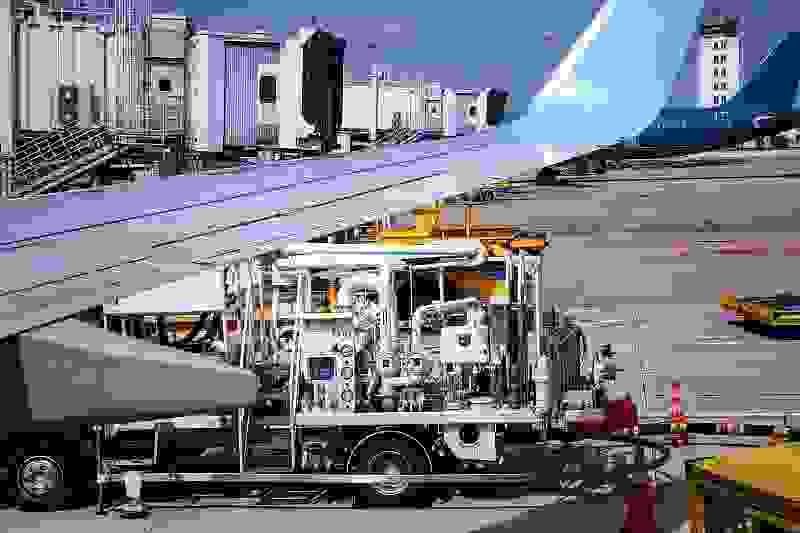How Much to Fuel a Plane? - Blog