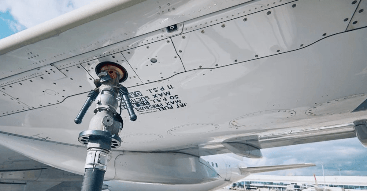 Mastering Flight Efficiency with Modern Aircraft Fuel T...