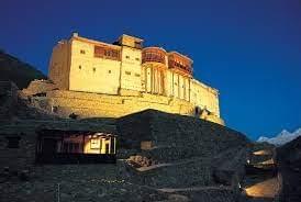 Famous Forts in Gilgit Baltistan - Forts