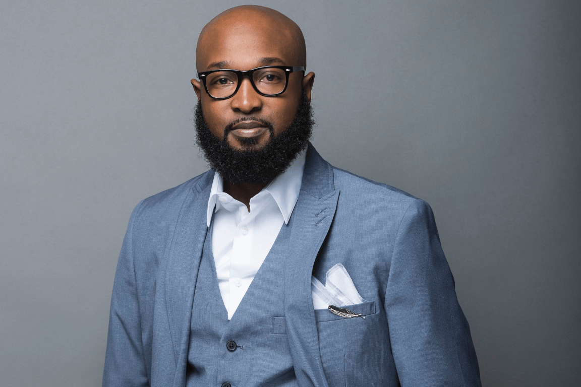 SOAR BEYOND LIMITS: How To Win The Day with Marcus Y. R...
