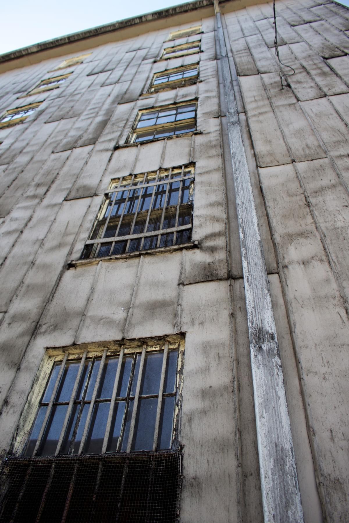 Rickhouses & Glamping - Distillery Whiskey Bourbon