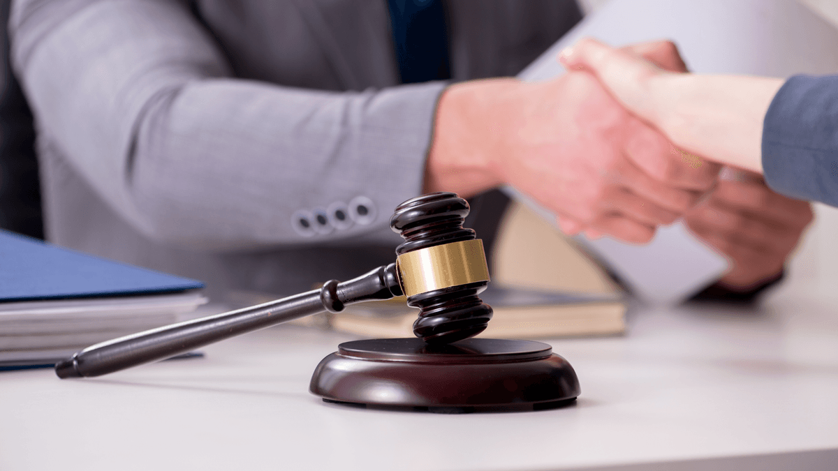 What are the Common Signs of Embezzlement? - Embezzleme...
