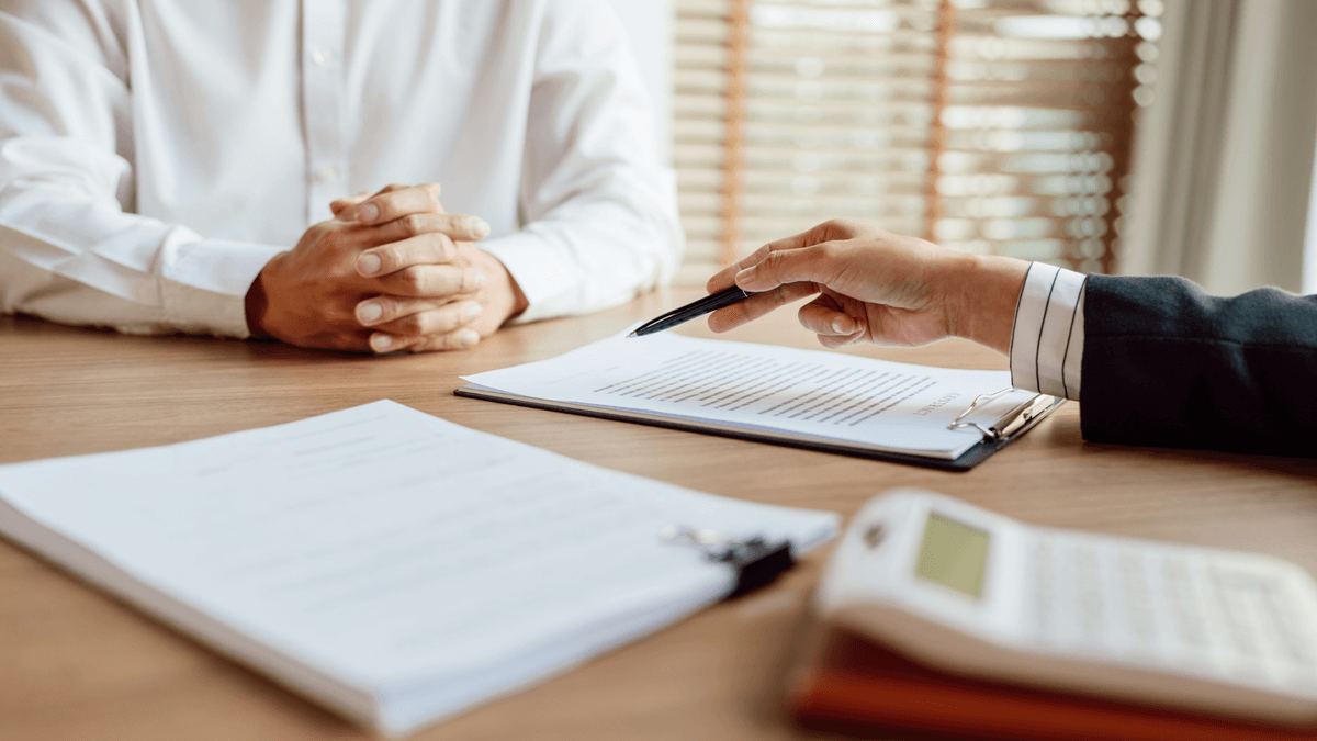 Is Monthly Health Insurance Right for You? Pros and Con...