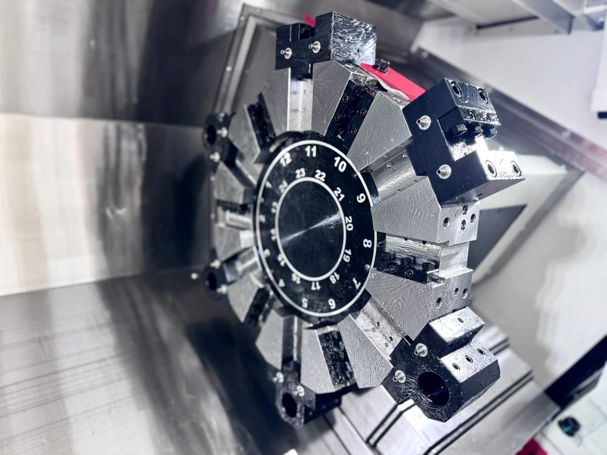 CNC-controlled lathes from SYIL | SYIL L4