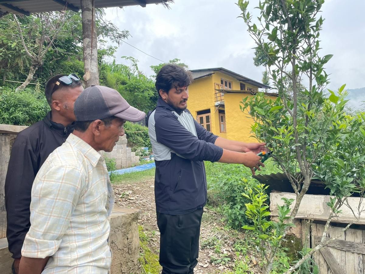 SVSI Conducted Hands-On 3G Cutting Training for Farmers...