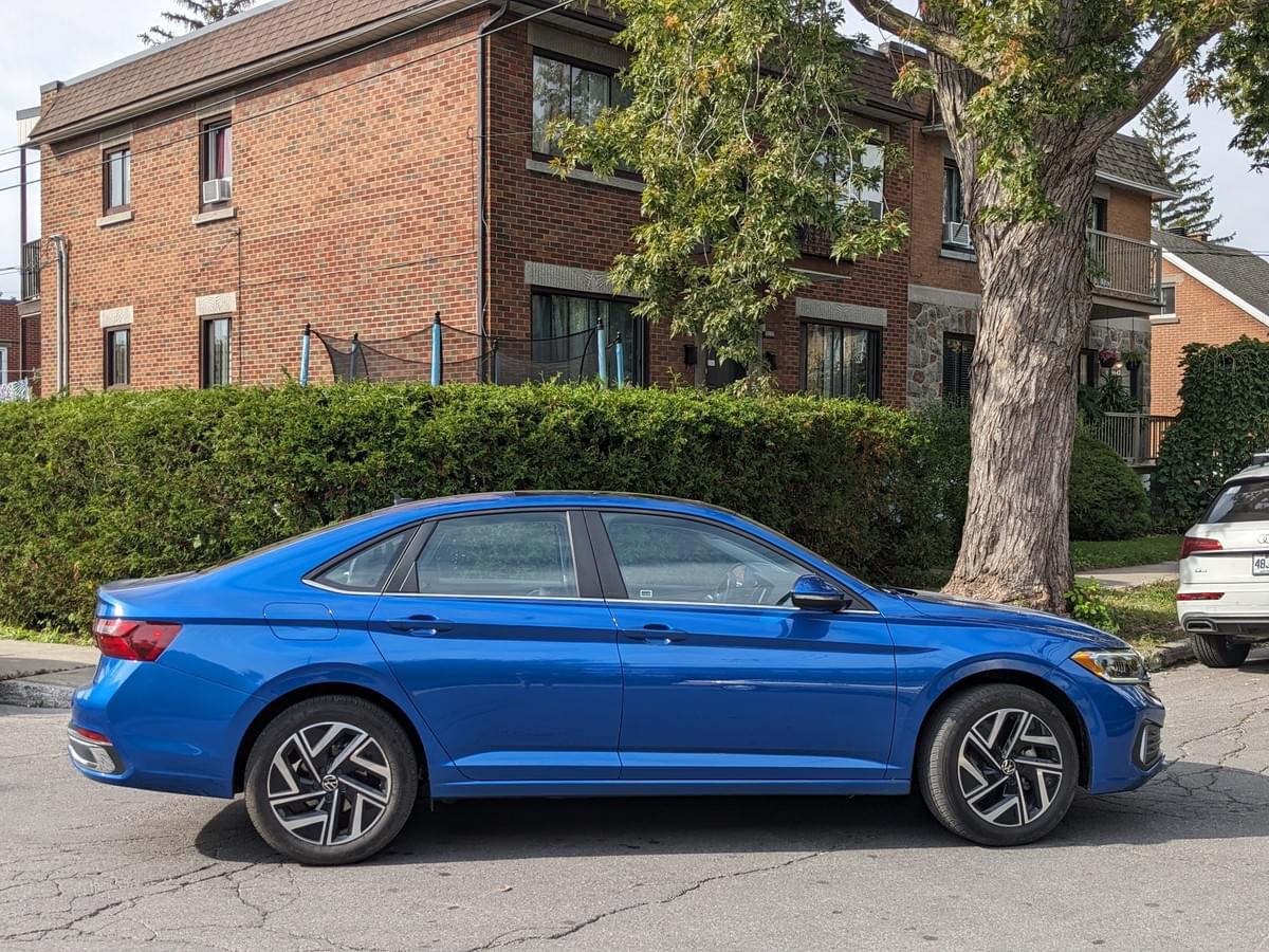 Volkswagen Jetta Highline 2023 - Essais Routier