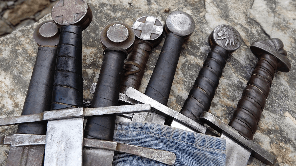What is the best sword for beginners? - Sword Swords