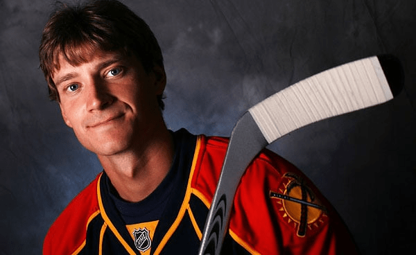 How to download current rosters on nhl 17