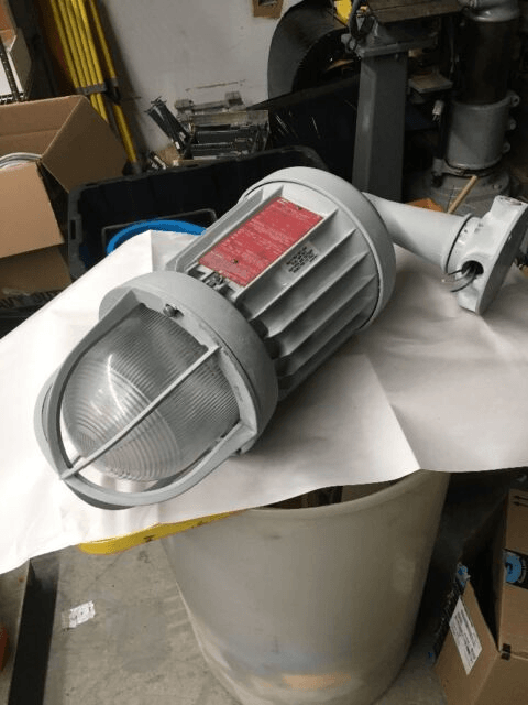 Crouse hinds ev led dbr