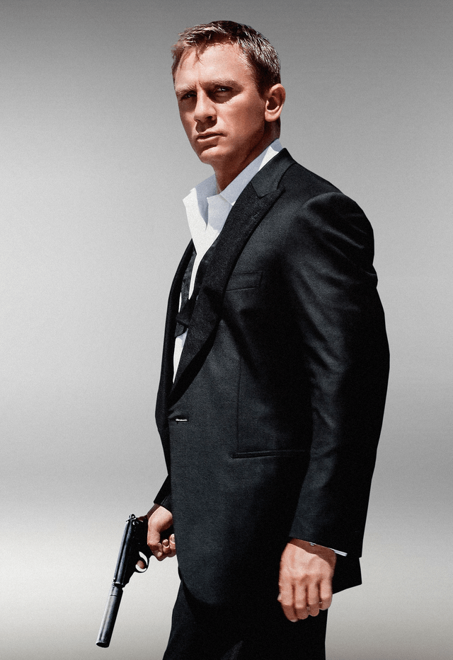 Daniel craig casino royale suit