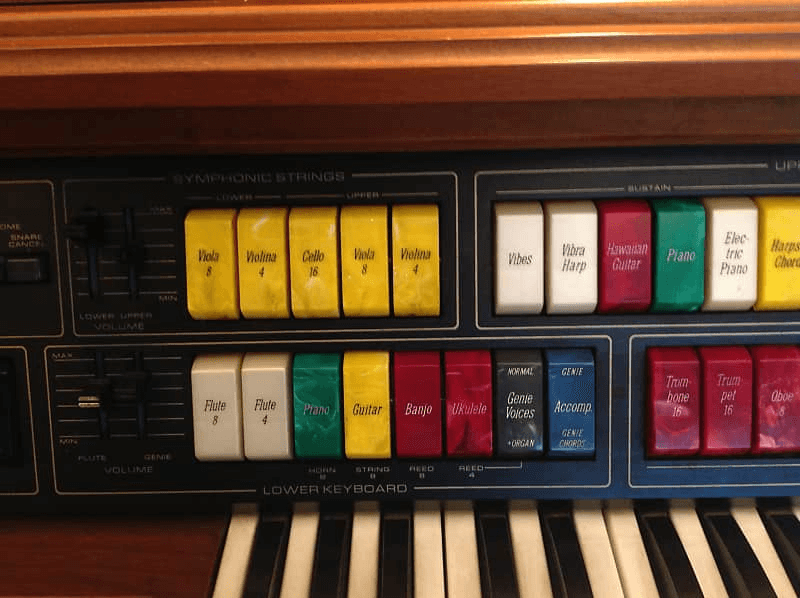 Lowrey organ models
