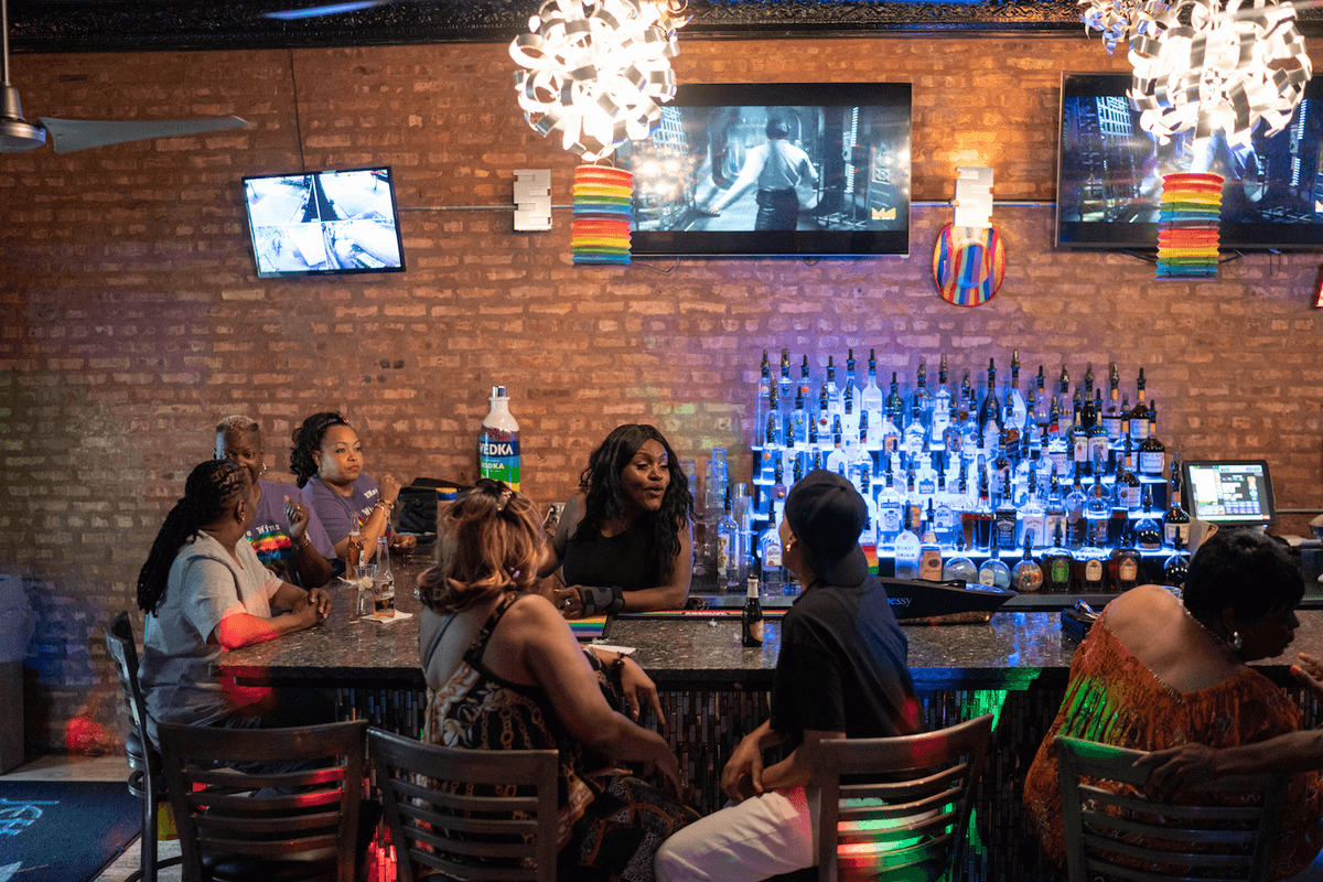 Caravan gay bar chicago