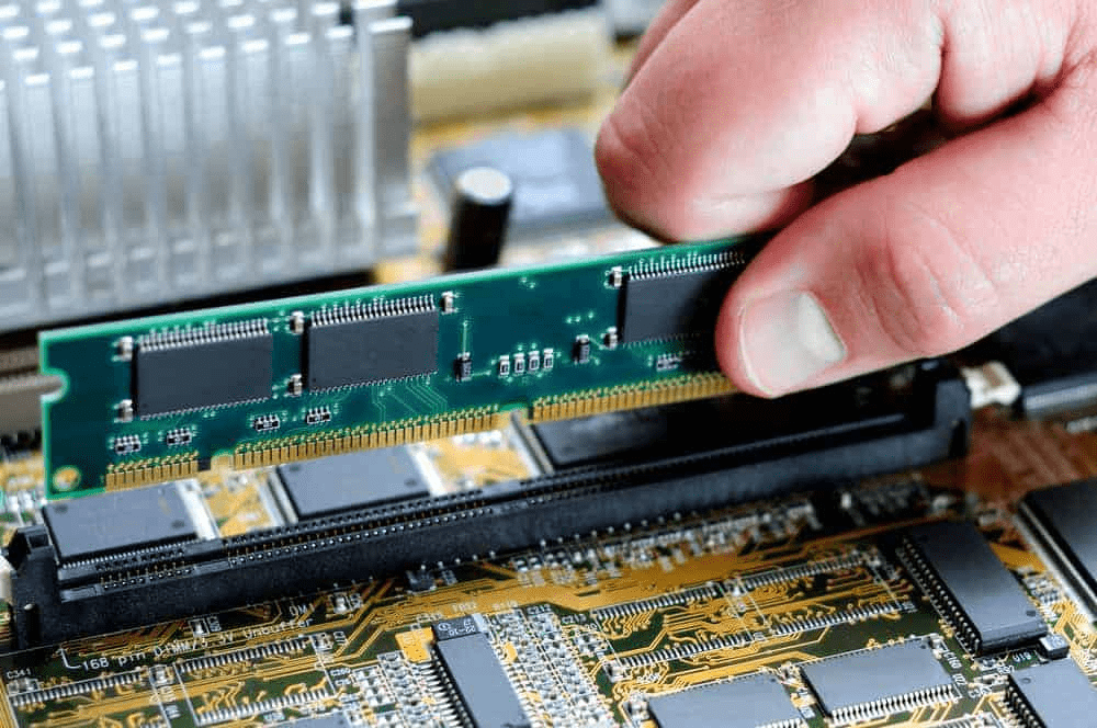 How to find ram in windows 10