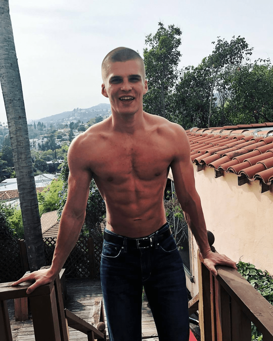 Gay Twink Butt Selfies