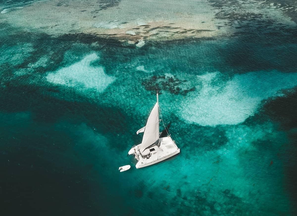 LE DELPHIS - Les Ballades du Delphis - Catamaran Martinique - Sorties ...