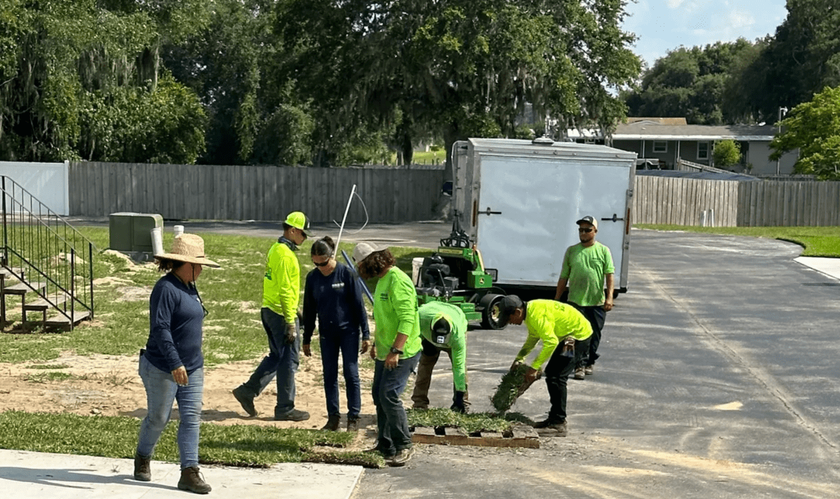 Arenas Lawn Maintenance and Service