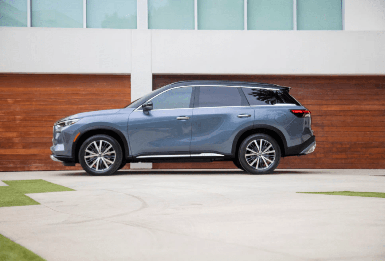 Infiniti QX60 Plus élégant, plus luxueux et trois rangé...