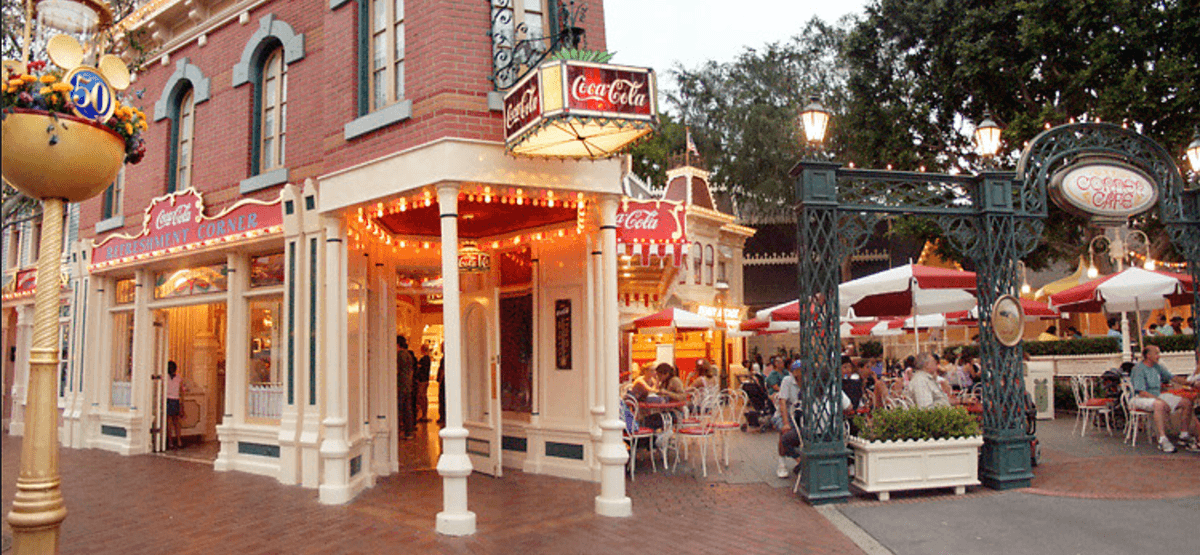 How to Find the Famous Red and White Lightbulb at Disne...