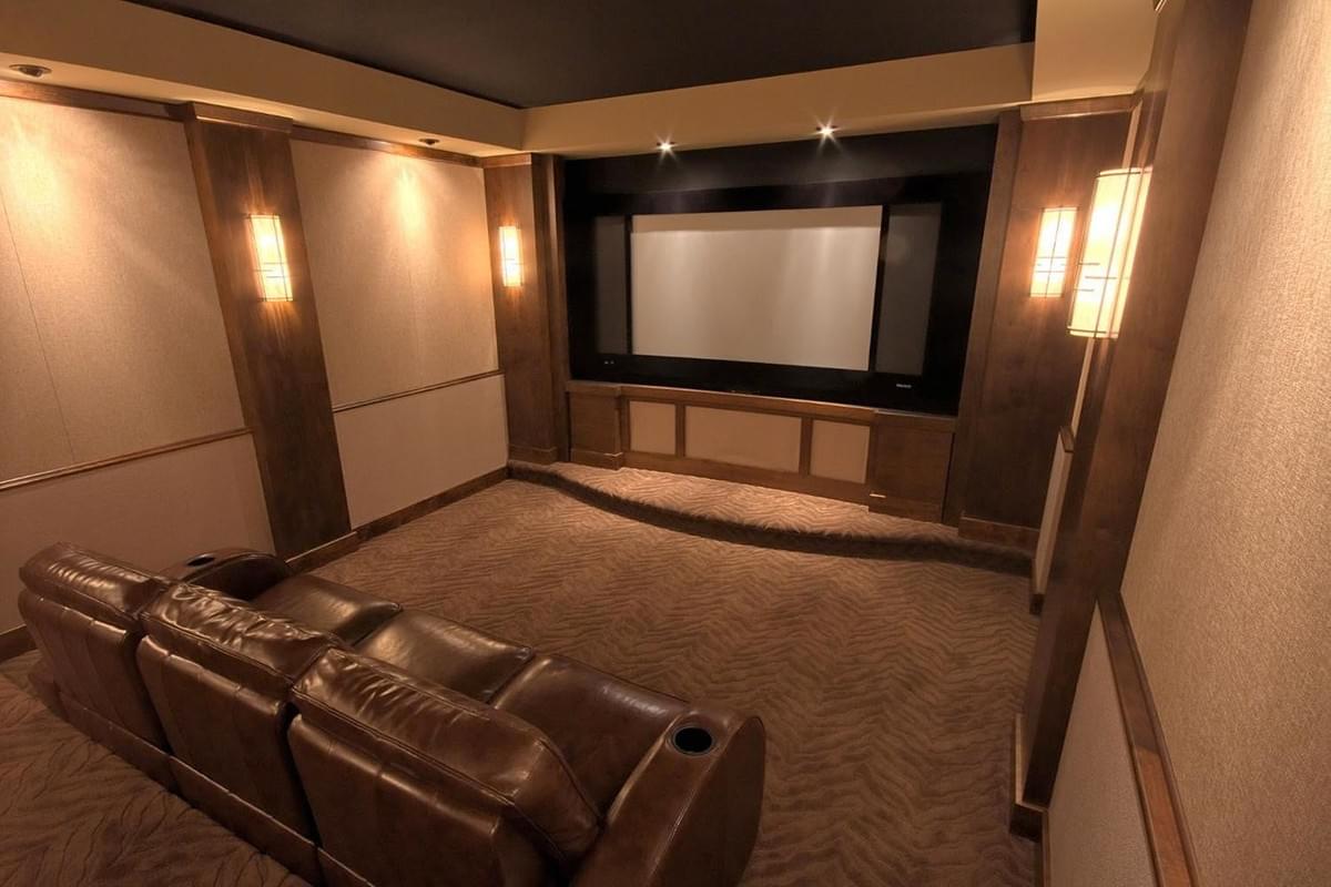 How to Select the Best Fixed Frame Projection Screen