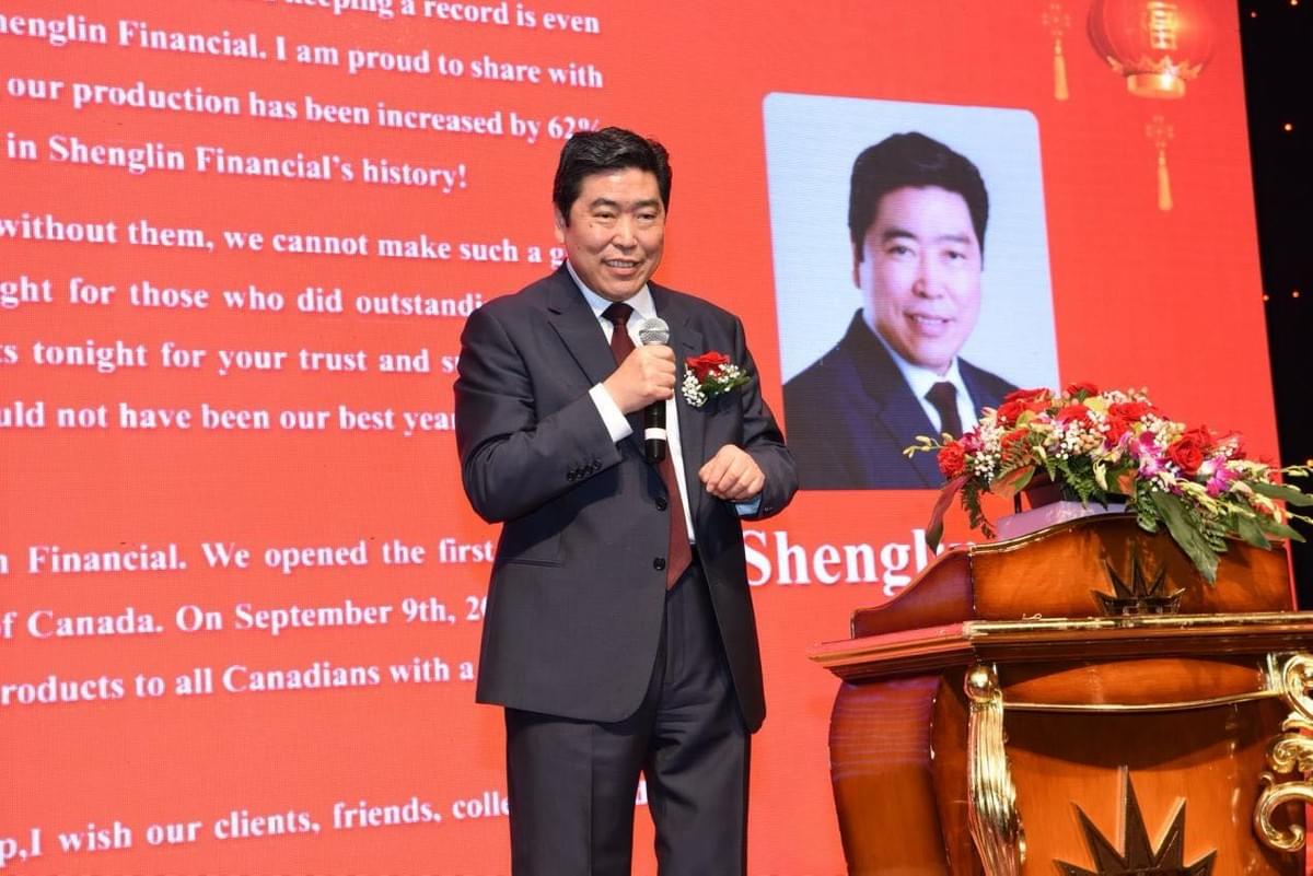 加拿大华裔银行家起诉联邦政府索赔3亿，指控信息泄露损害声誉