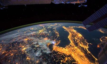 The World Outside My Window - Time Lapse of Earth from ...