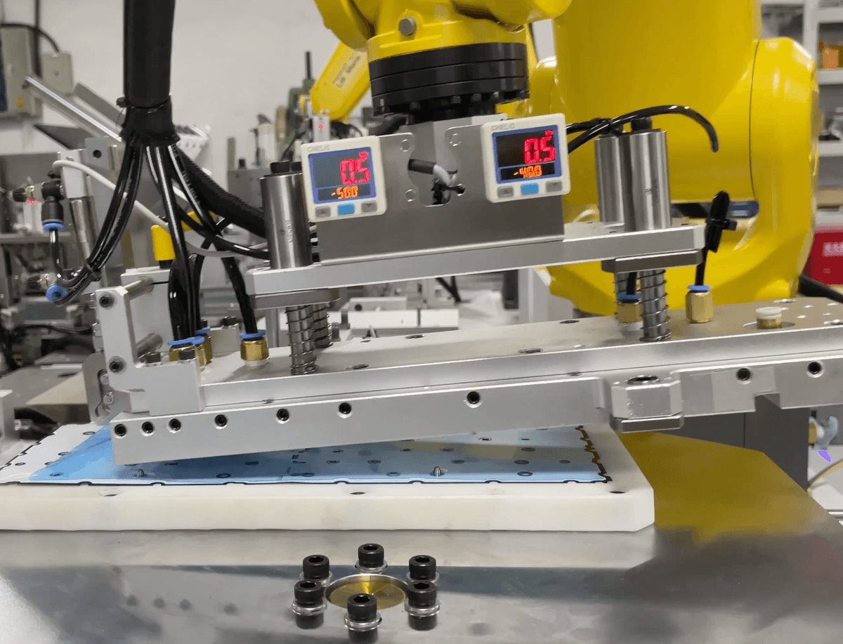 Keyboard light guide plate bonding technology - 成功案例
