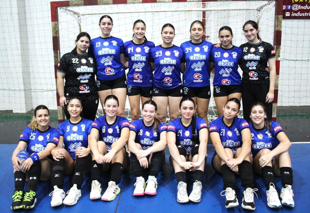 Inter y Santa Elena, se repartieron los triunfos - hand...