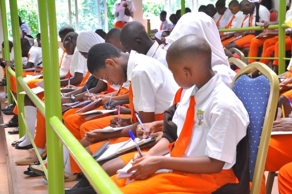 ENTEBBE BRIGHT SECONDARY SCHOOL on Strikingly