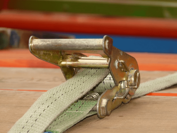 What Is Tie-Down Lashing And How Lashing Equipment Is U...