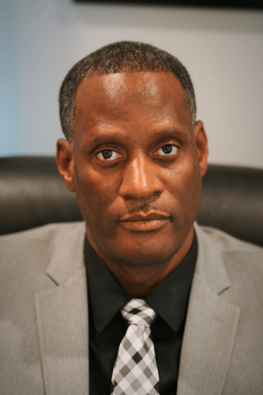 SHINE Influencer Series: Meet Motivational Speaker - Co...