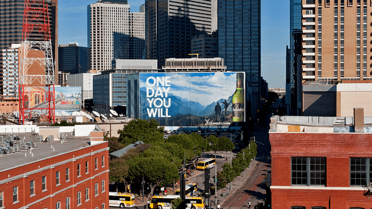 5 Tips To Help You Super-Size Your Signage - Outdoor Ad...