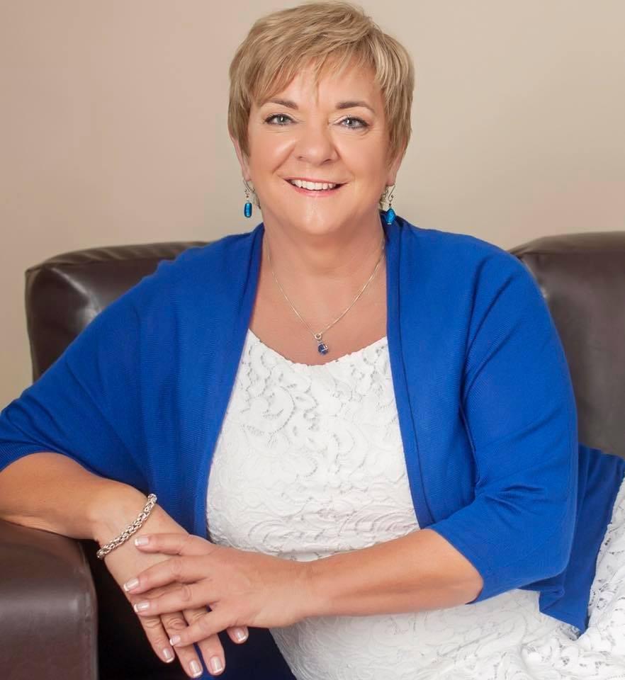 Ep. 17: Stephanie Dalfonzo Owns Her Brilliance and Tran...