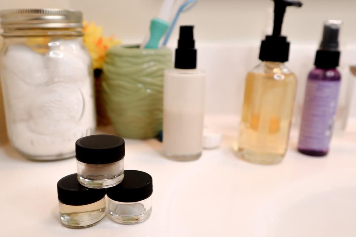 My Must-Have Travel Toiletries on Amazon - Beauty Shopp...