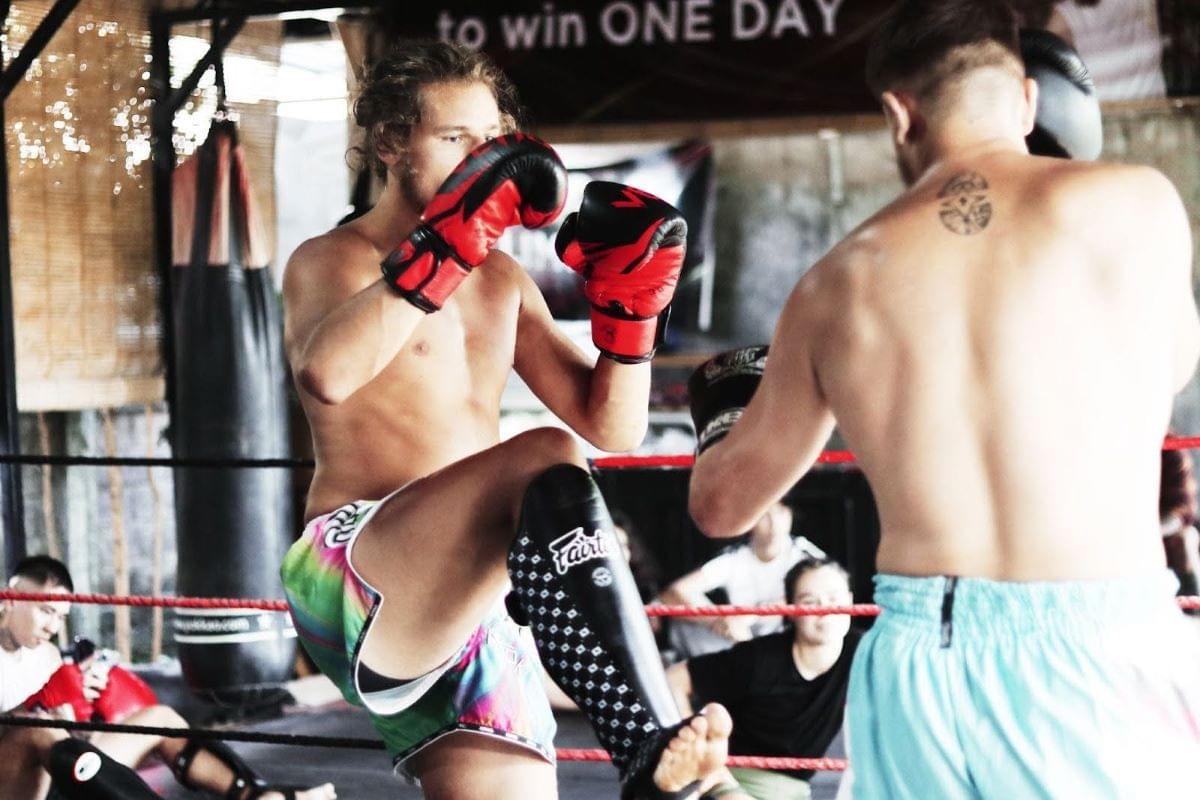How to Build Stronger Muay Thai Kicks: Techniques and T...