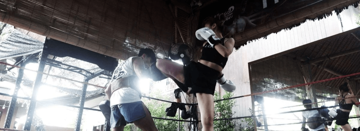 Mastering The Flying Knee in Muay Thai: Mechanics and S...
