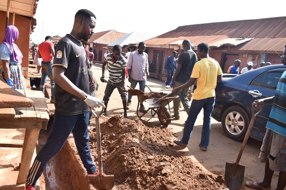 MASS CLEAN-UP EXERCISE IN KENYASI TO PROMOTE SANITATION...